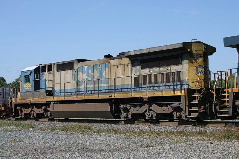 CSX 7589